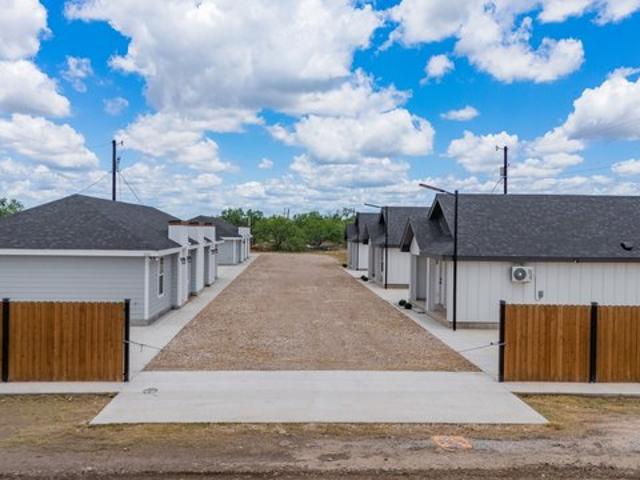 221 Dub Dr, Eagle Pass, TX 78852