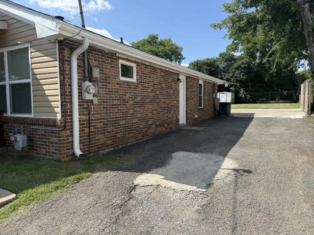 221 Duling Ave