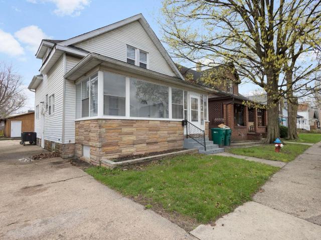 221 E 8th St, Mishawaka, IN 46544 | MLS #202612