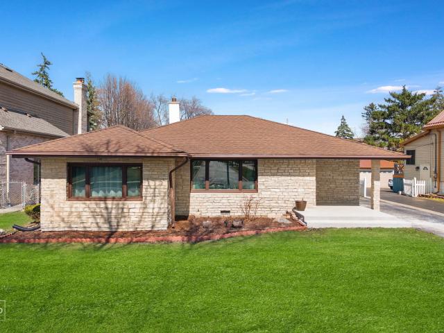 221 E Grantley Ave, Elmhurst, IL 60126 | MLS #12637