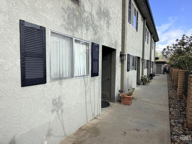 221 E Street