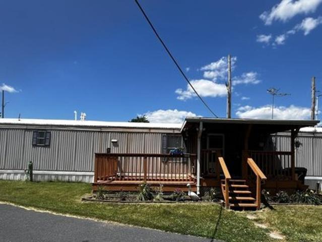 221 Eby Ln, Middletown, PA 17057