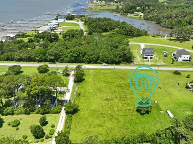 221 Ferry Dock Rd, Gloucester, NC 28528