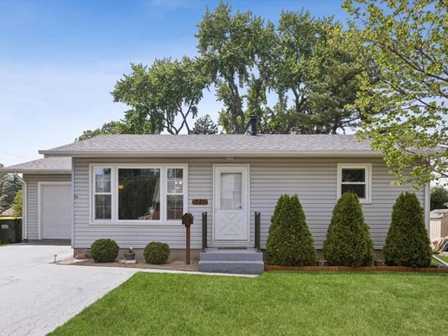 221 Koch Dr, Genoa, IL 60135