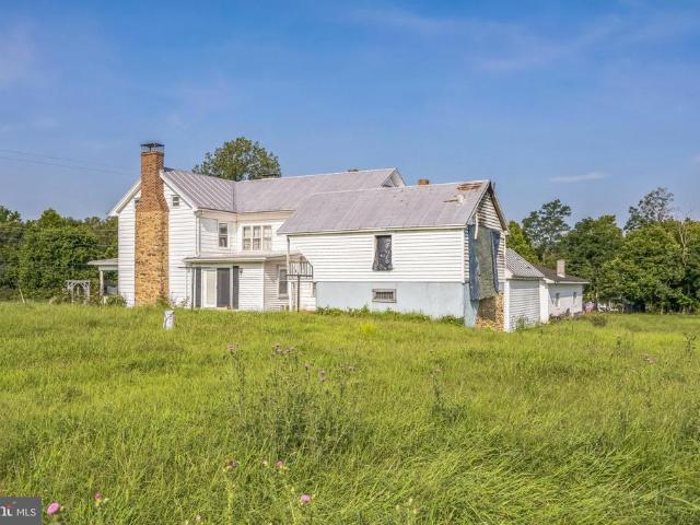 221 Kite Hollow Road