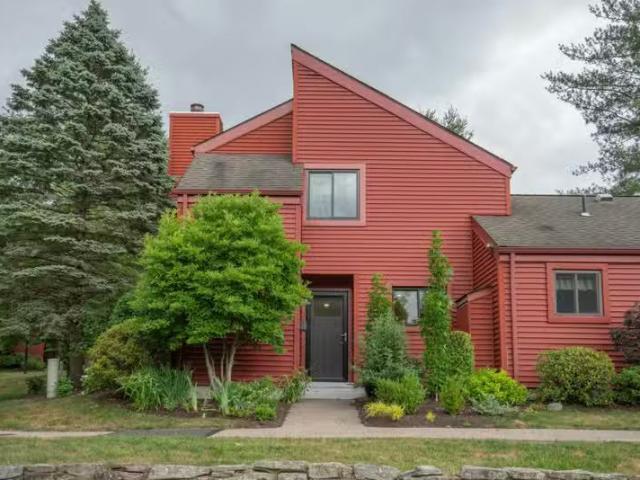 221 HOLLISTER WAY N # 221, GLASTONBURY, CT 06033 Condo/Townhom.