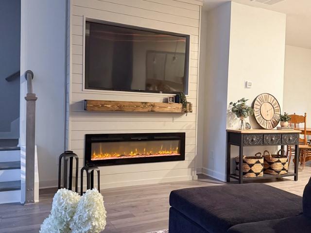 221 Holywell Dr