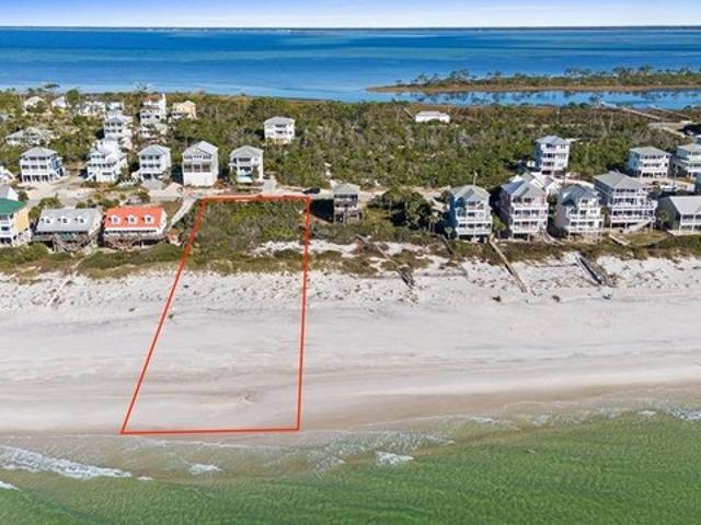 221 Haven Rd, Port Saint Joe, FL 32456