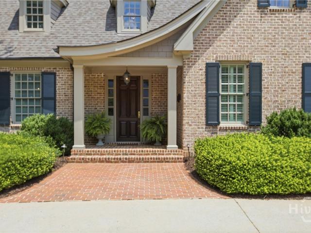 221 Hamilton Road
