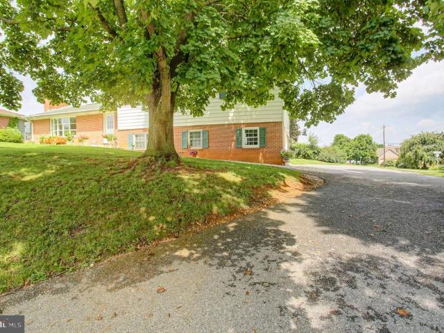 221 Harvest Lane