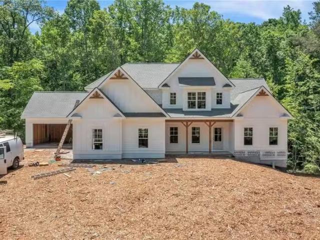 221 HERITAGE TOWN PKWY, CANTON, GA 30115 Single Family Residen.
