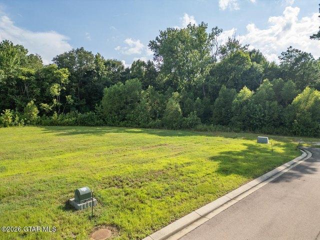 221 Huxley Dr, Starkville, MS 39759