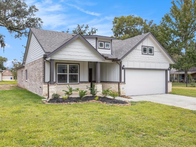 221 Inwood Drive