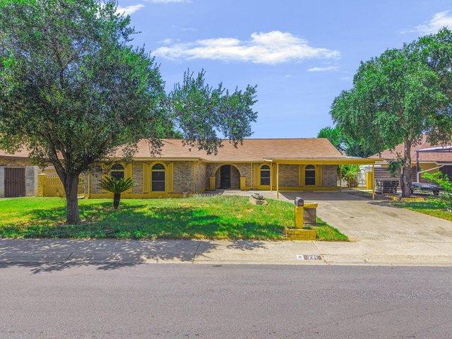 221 Idaho St, Laredo, TX 78041