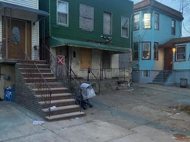 221 Olean Ave, Jersey City, NJ 07306