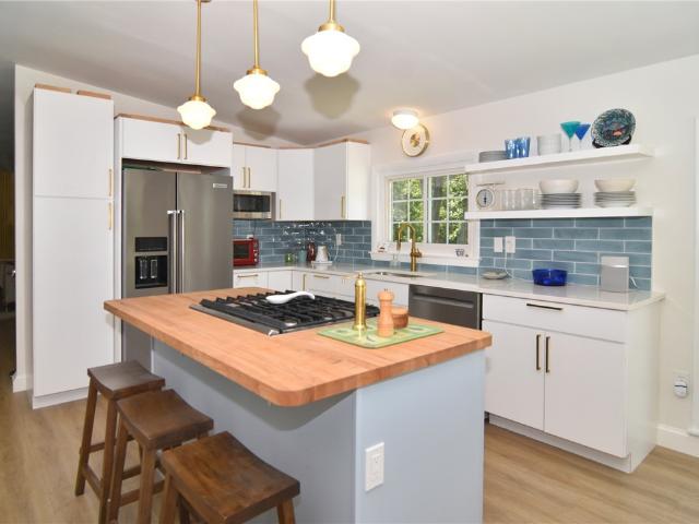 221 Leisure Drive