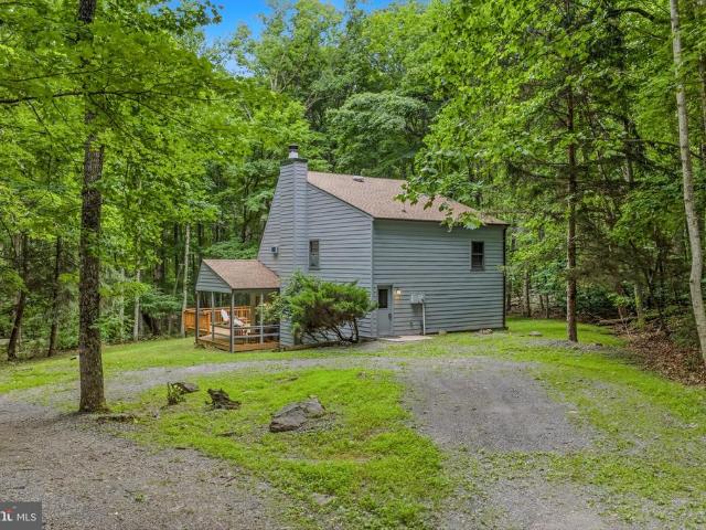 221 Mountainside Road