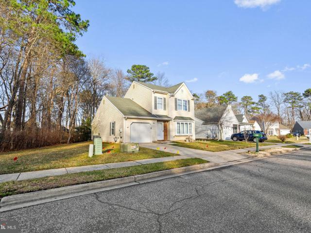 221 Martinique Dr, Williamstown, NJ 08094 | MLS #NJGL2069 | Compass