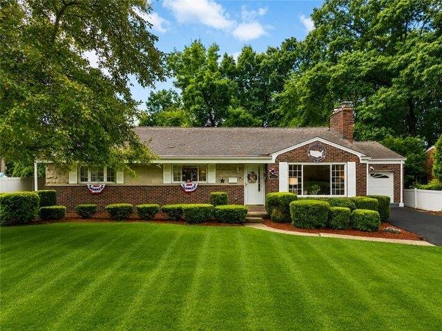 221 McLaughlin Dr, New Kensington, PA 15068