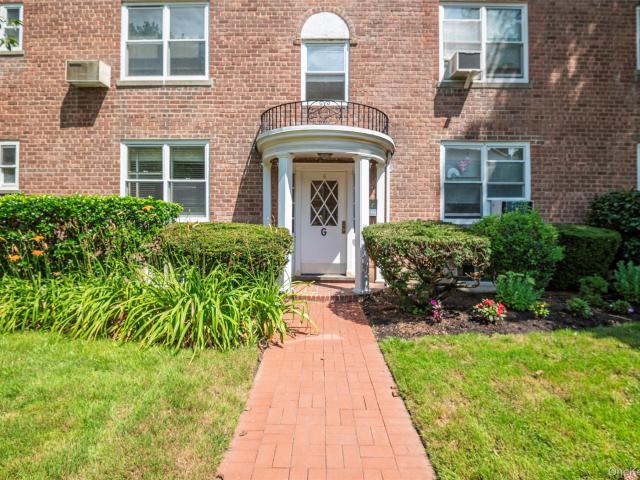221 Middle Neck Road G5