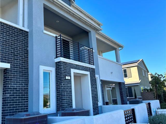 221 N Vincent Avenue