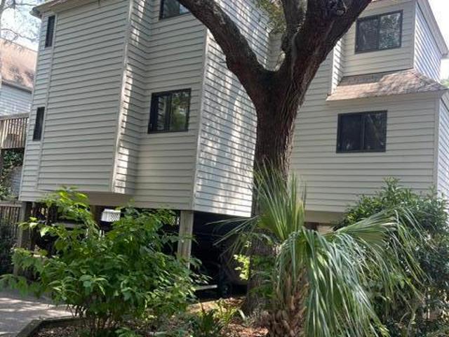 221 N Bald Head Wynd # Unit 16a