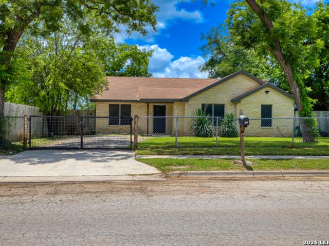 221 N Crisp St
