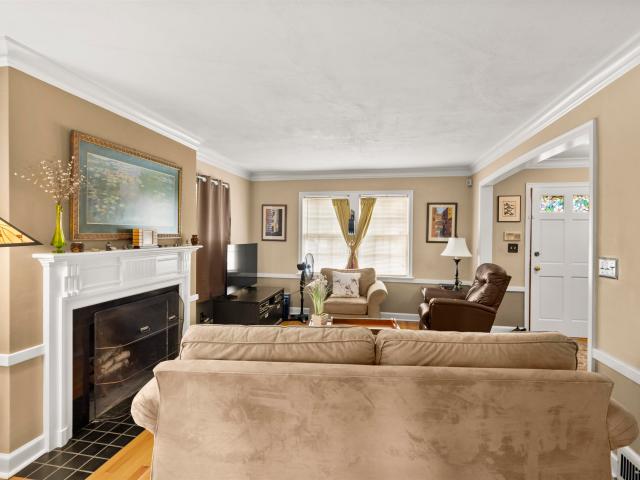 221 N Highland Avenue