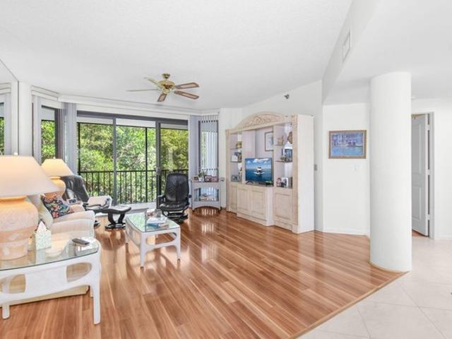 221 NE Plantation Rd Apt 316, Hutchinson Island, FL 34996