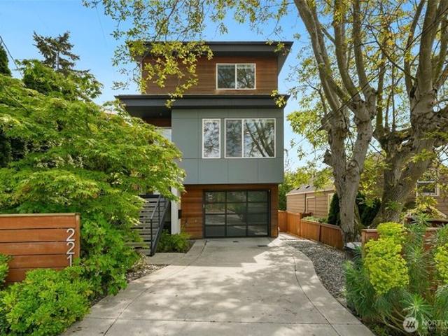 221 NW 50th St, Seattle, WA 98107