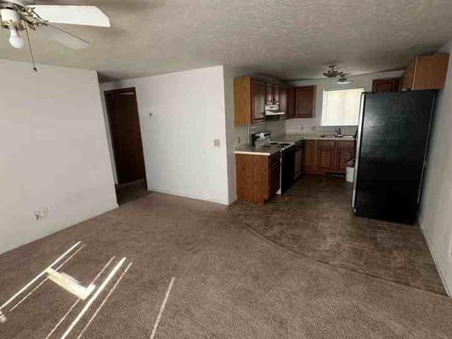 221 S 12TH 2 Bedroom Apartment for Rent at 221 S 12th St, Salina, KS 67401