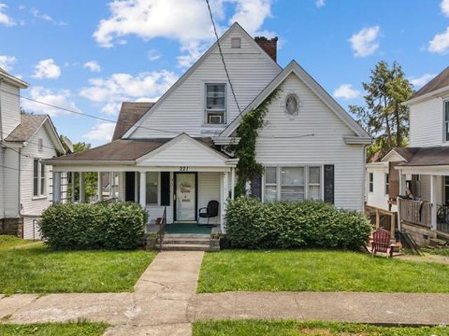221 S Highland St, Winchester, KY 40391