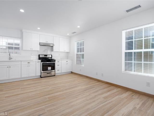 221 S Ross