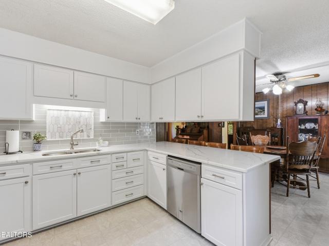 221 Sherwood Rd