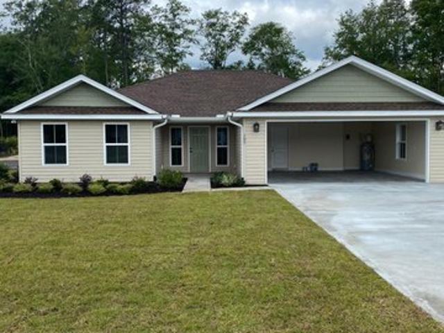 221 Sierra Ln, Waycross, GA 31503