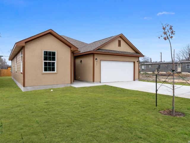 221 Sligo St, San Antonio, TX 78223 | MLS #1948
