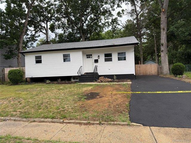 221 State Ave, Wyandanch, NY 11798