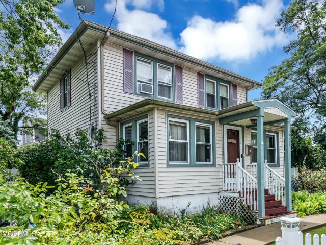 221 Sunset Avenue