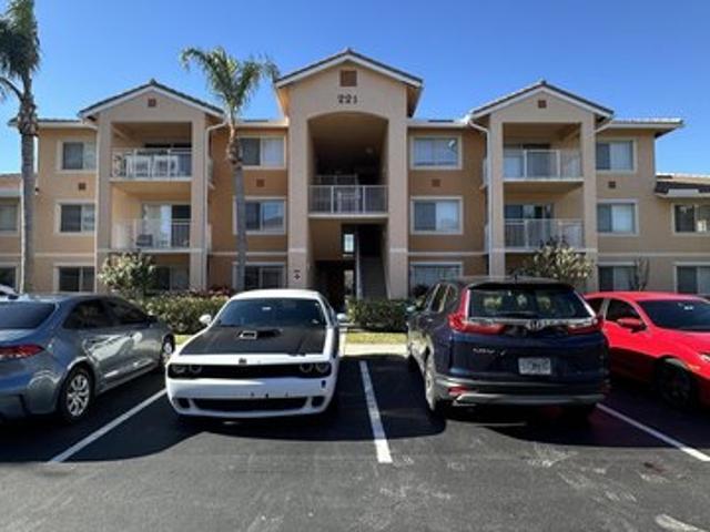 221 SW Palm Dr Apt 305, Port Saint Lucie, FL 34986