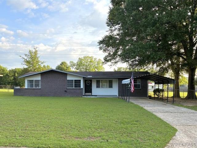 221 Plaza Dr, Daleville, AL 36322