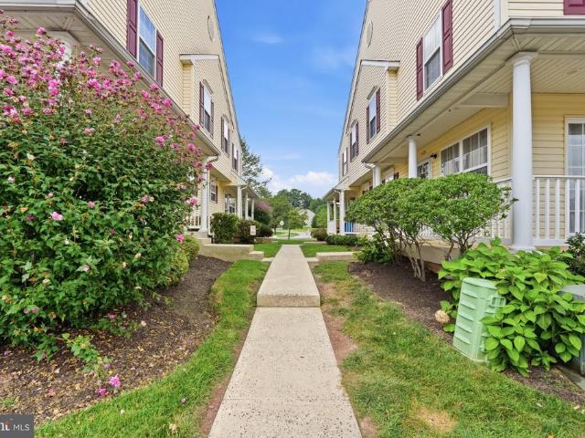 221 Prairie Court # 221