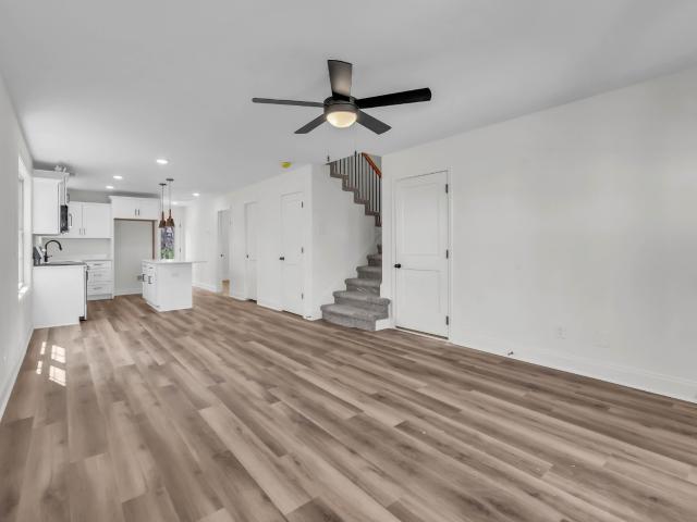 221 Quarry Overlook Way