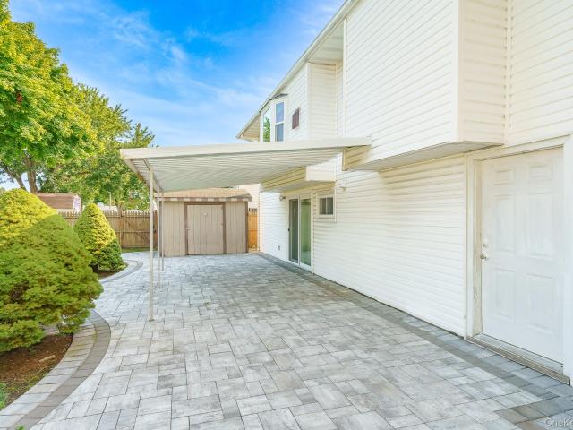 221 Roosevelt Avenue