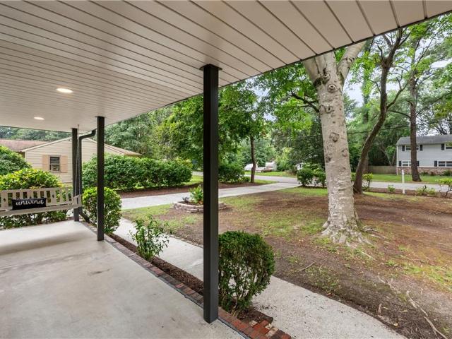 221 Rich RD