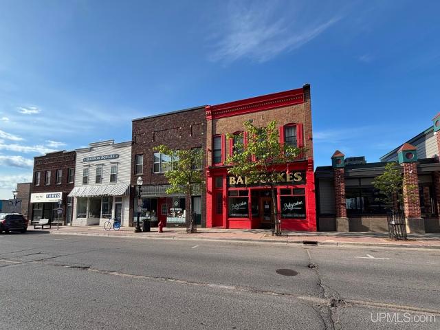 221 W Washington Street