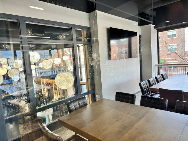 221 W Webster Avenue # 2G