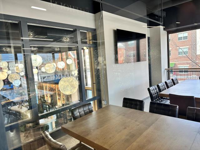 221 W Webster Avenue # 2G
