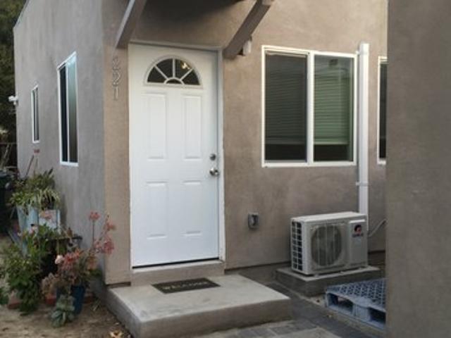 221 W Ash Ave, Burbank, CA 91502