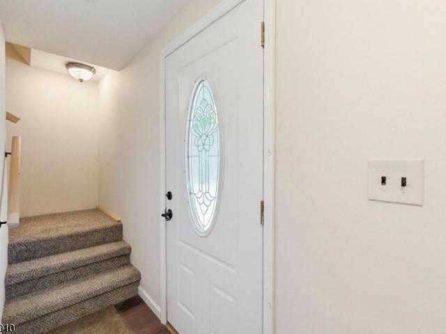 221 W End Ave