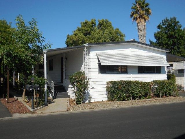 221 W Herndon Ave Spc 49, Pinedale, CA 93650
